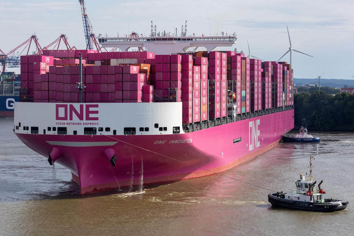 Global shipping to speed up voyage away from fossil fuels | Dialogue Earth