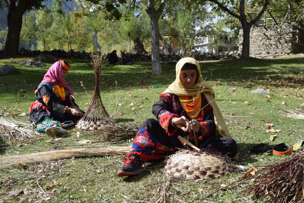 Pakistan’s indigenous community left to battle disasters by drawing on ...